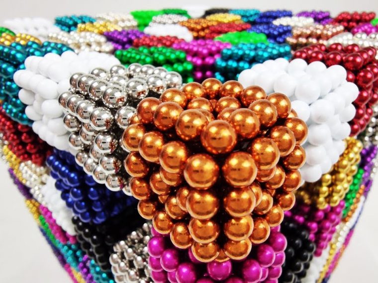 Playing with Colorful Magnet Cubes | Magnetic Games – Magnetic Games