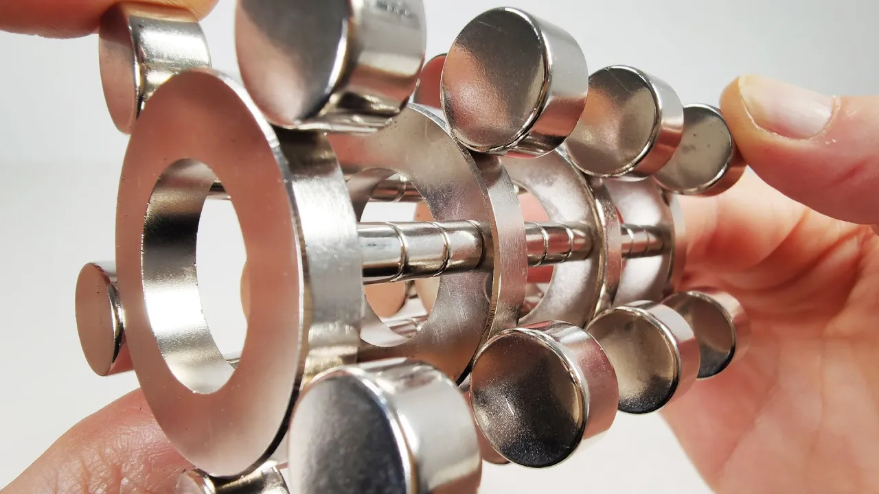 How to make music with Magnetic Vibrations | Magnet Tricks & Magnetic ...