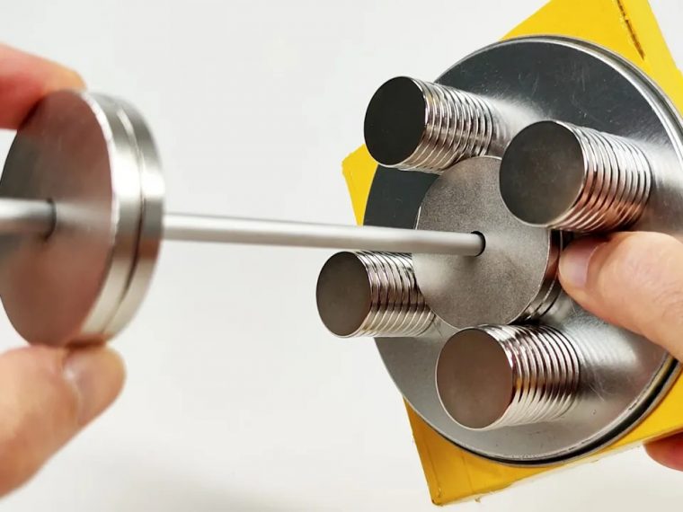 Magnetic Sculpture - Vector Equilibrium – Magnetic Games