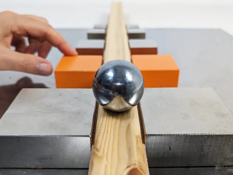 BIG BEN made of Magnetic Balls | Magnetic Games – Magnetic Games