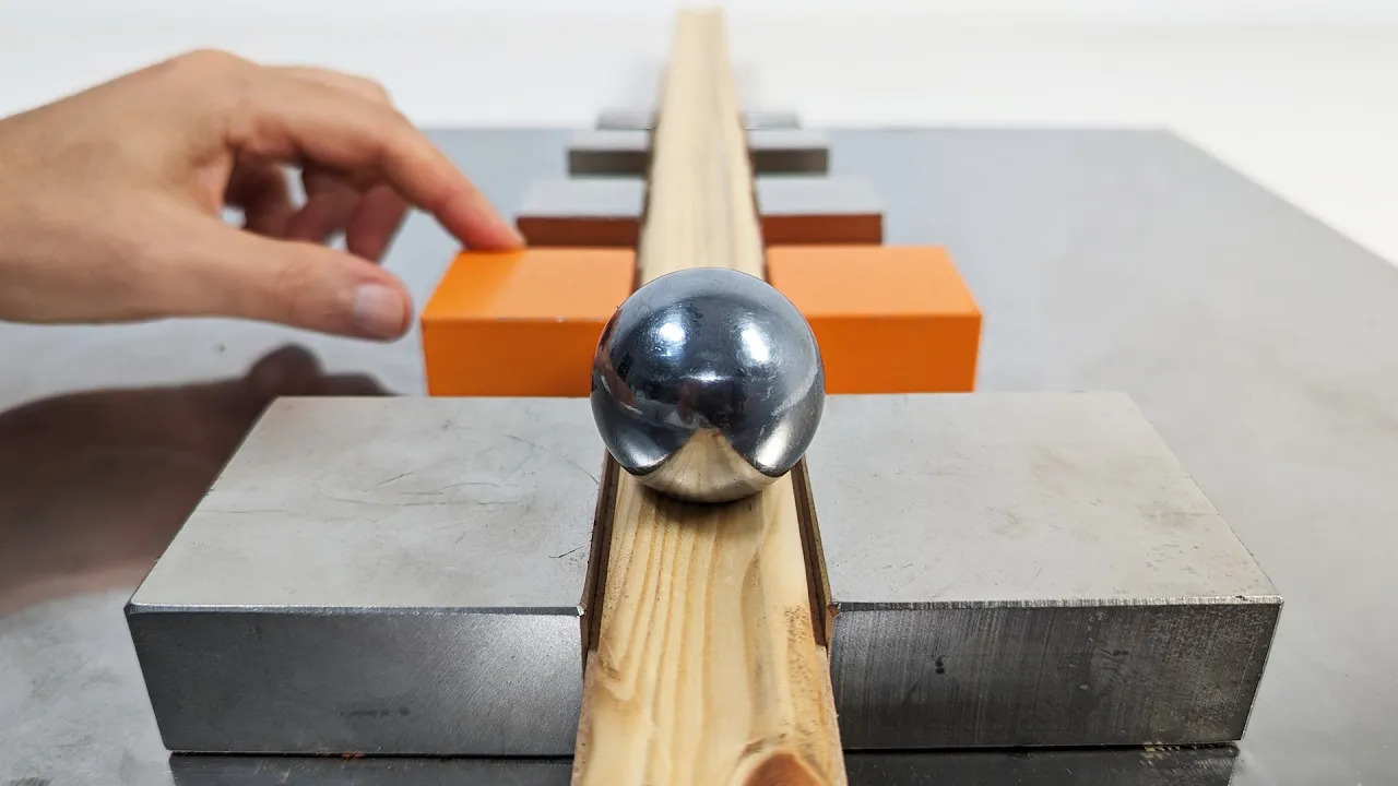 Powerful magnetic accelerator, the brick breaker | Magnetic Games ...