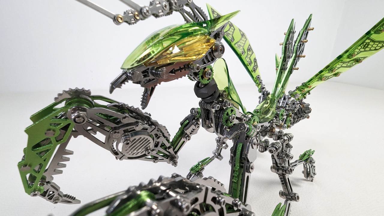Mantis Metal Model | Magnetic Games – Magnetic Games