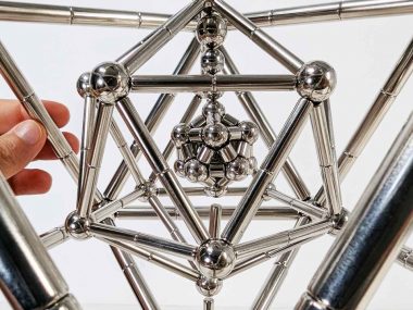 Magnetic balls, so many shapes and tricks – Magnetic Games